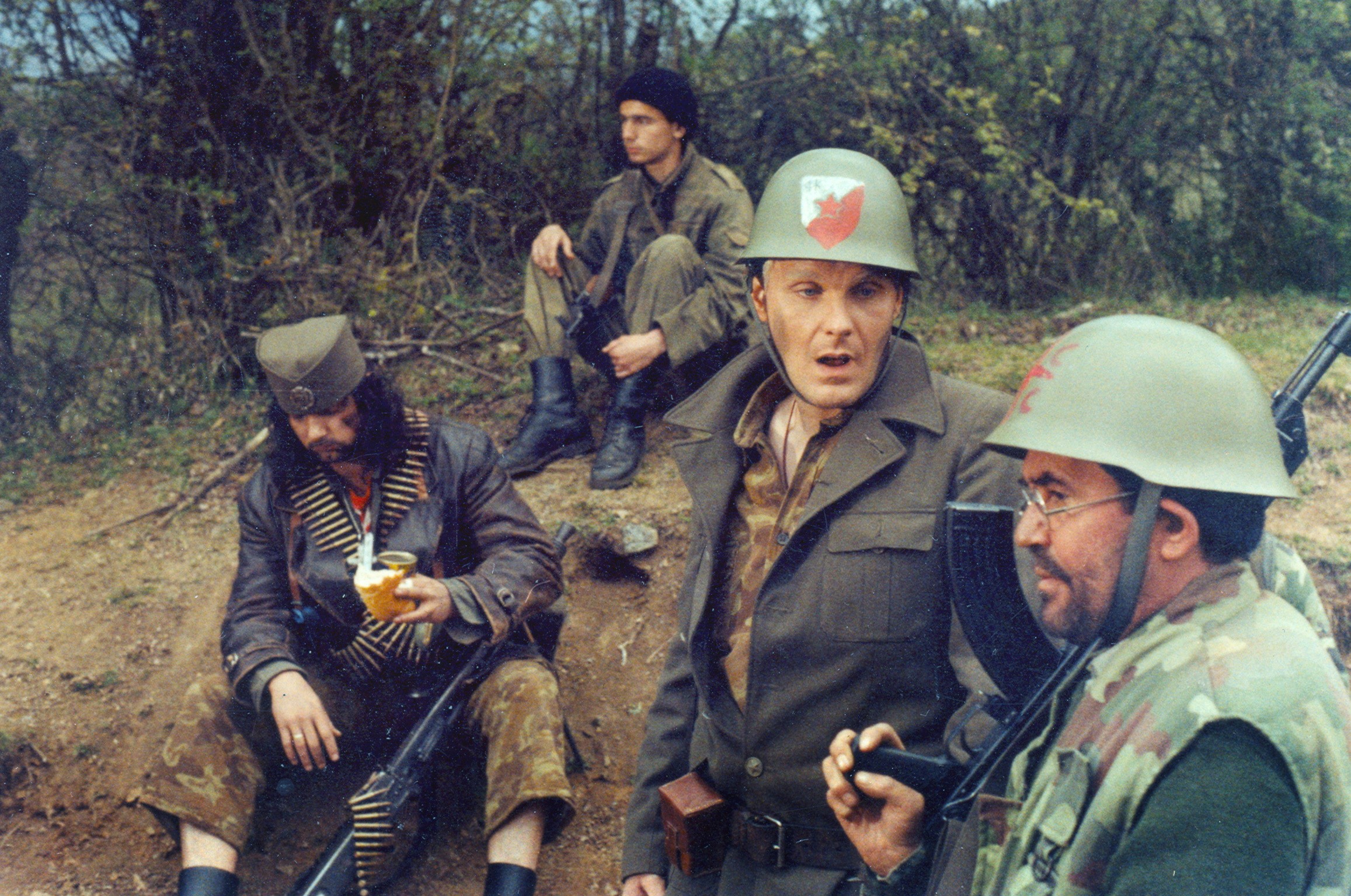 Flag combo you'll only see in Montenegro, Herceg Novi : r/vexillology